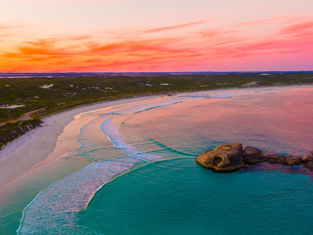 Twilight Beach – Jaimen Hudson